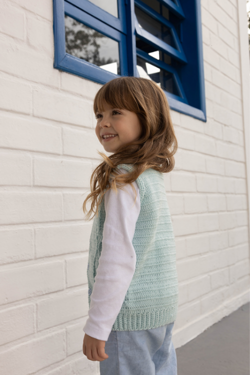 Receita Colete Infantil de Crochê com Fio Amore Baby - Blog do Bazar ...